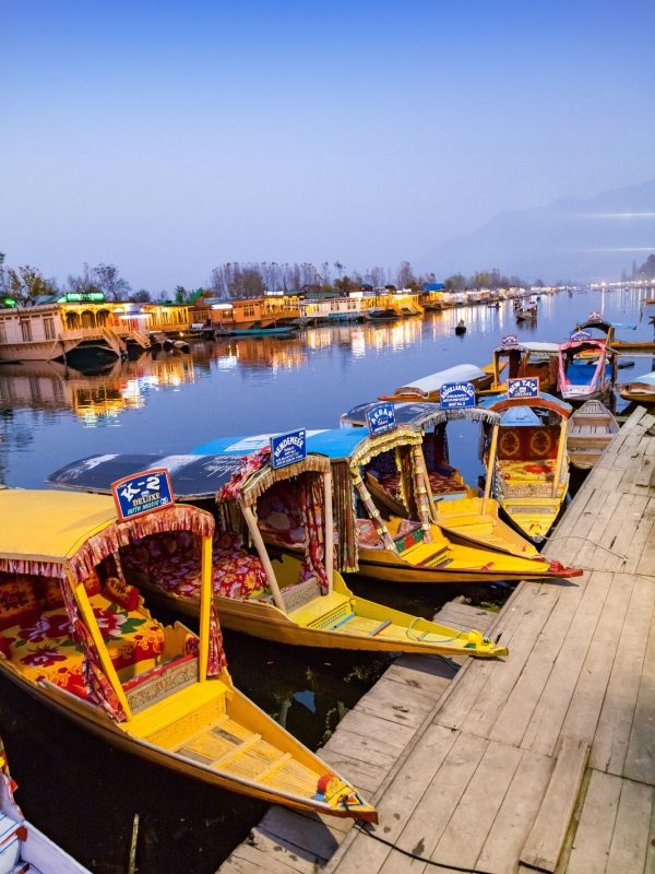 Kashmir Tour Packages | Tourist Attractions | Places to Visit
